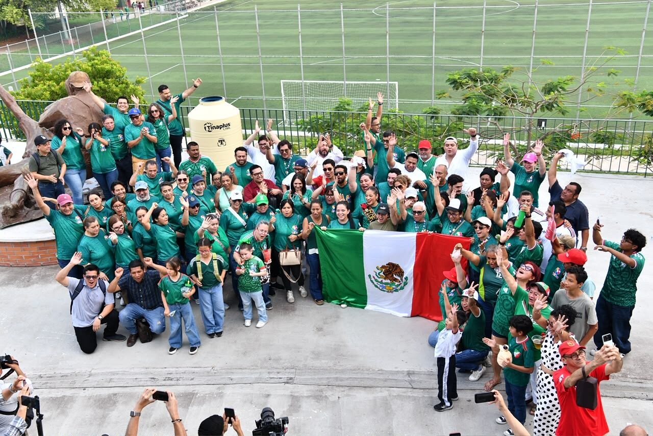 Tabasqueños disfrutaron del mundial en El Centenario 27 de Febrero ...